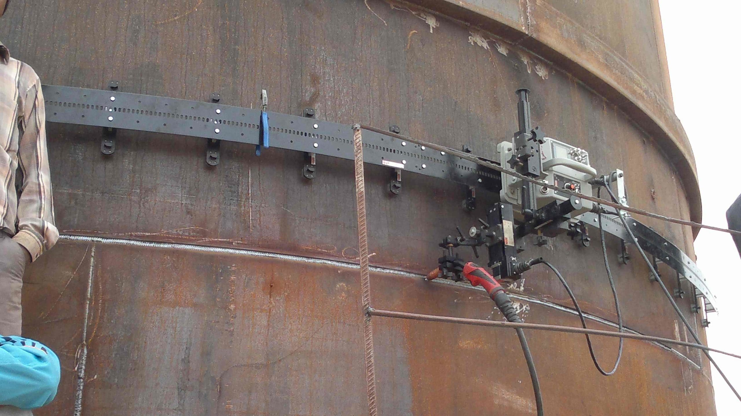 Mechanized Welding Systems for Tank Welding | Gullco International